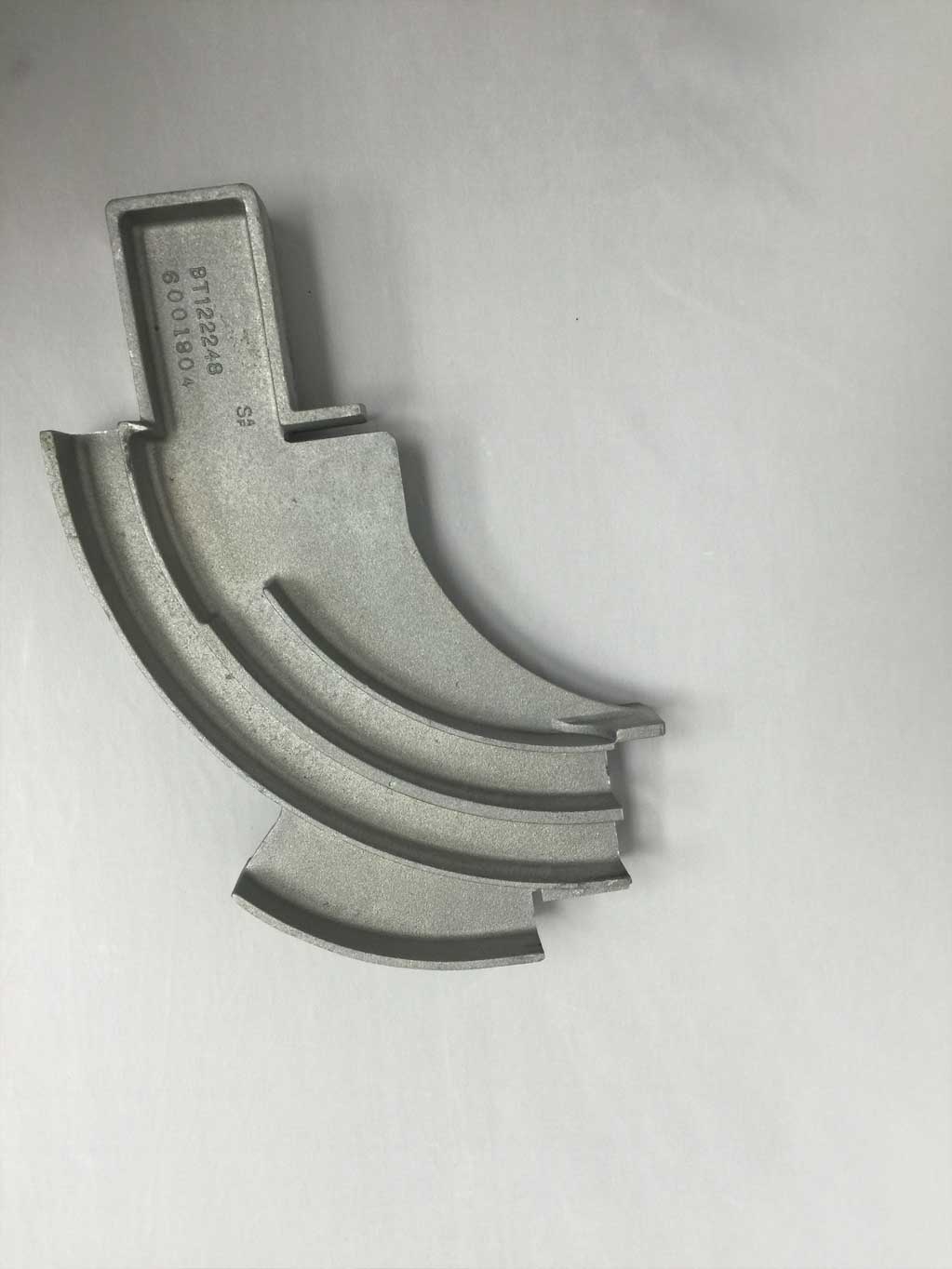 Driver Side Blade Gusset Casting